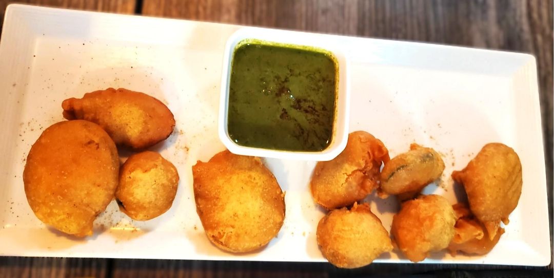 Kumar's Authentic Indian Kitchen - Naan