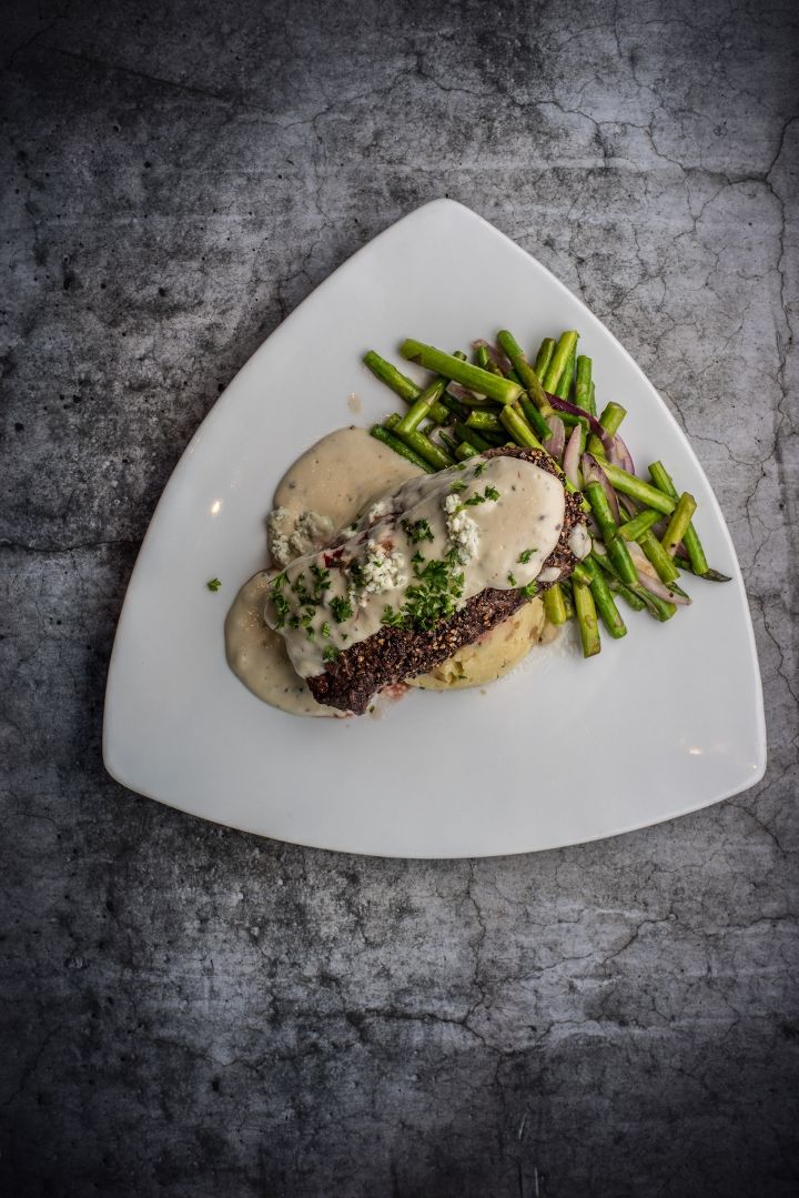 Twigs Bistro and Martini Bar Spokane Valley | Toast