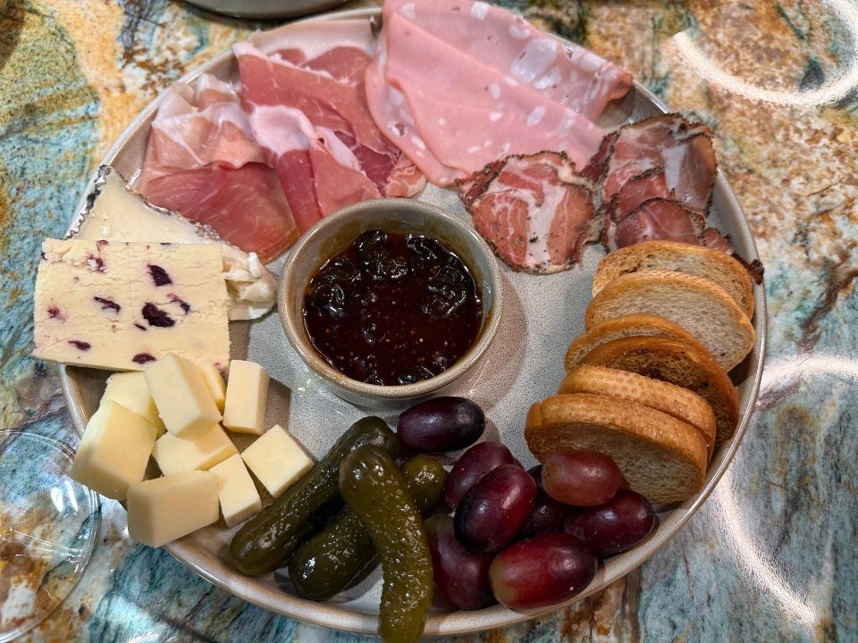 16 Artisan Drive - Regalia